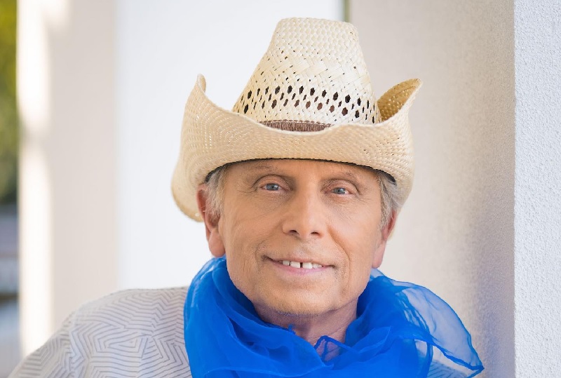 Larry Jay New Pop Country Single 'Two New Girlfriends' - Online Music ...